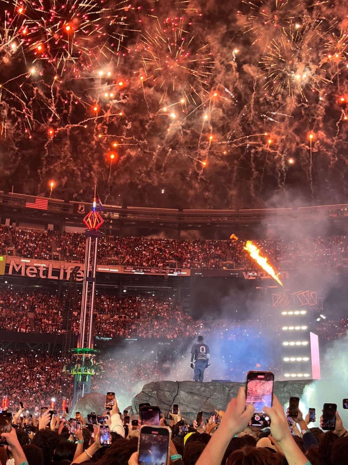 Travis Scott One Night Only In Utopia – The Paw Print